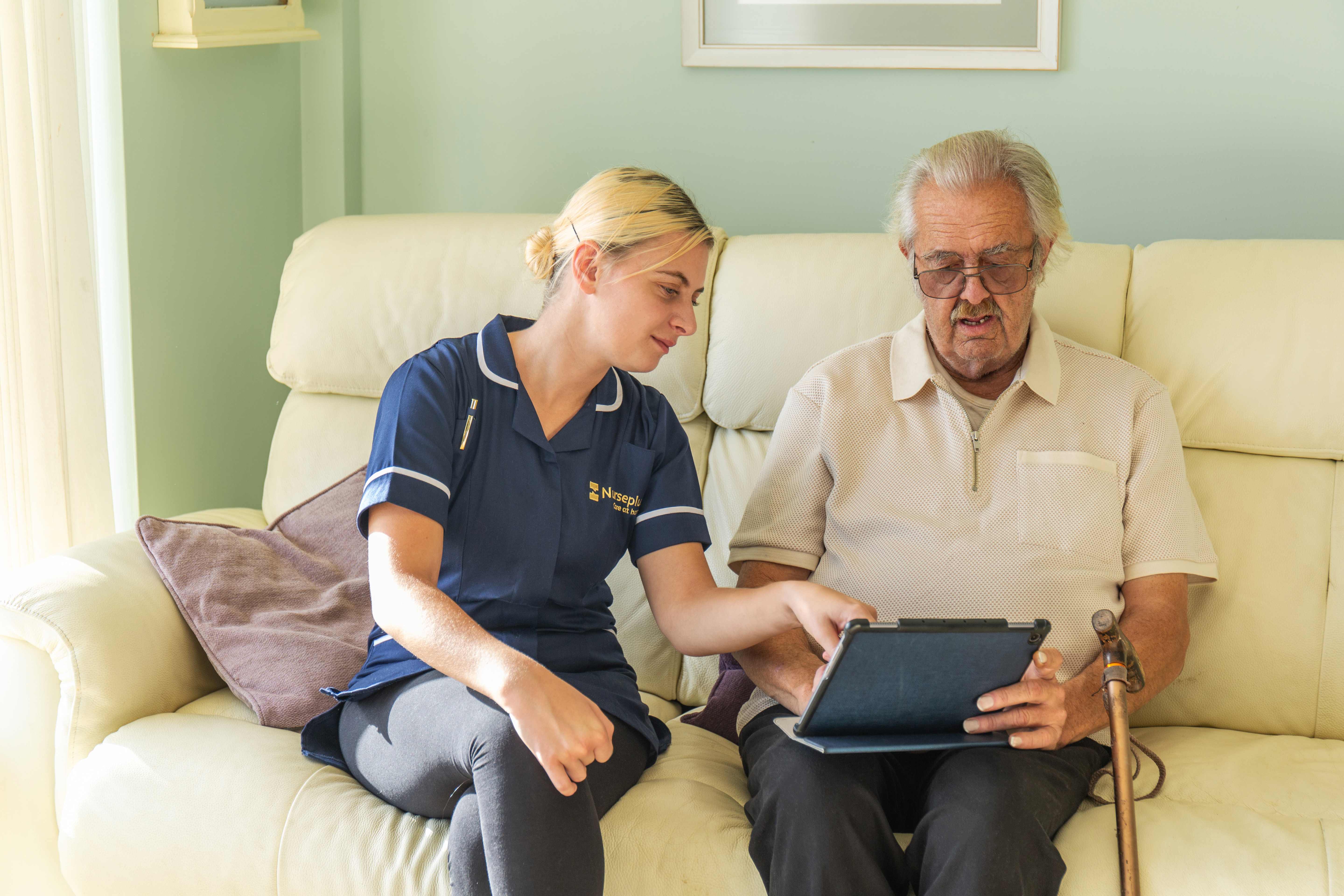 Live-In Care vs. Hourly Home Care | Nurseplus Care at home